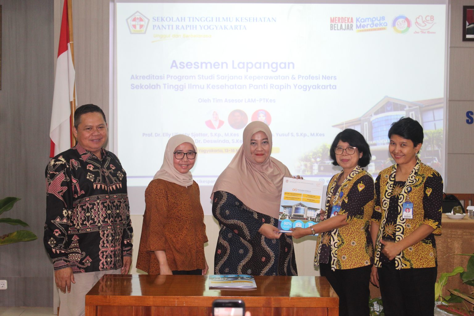 Asesmen Lapangan Akreditasi Program Studi Sarjana Keperawatan dan ...